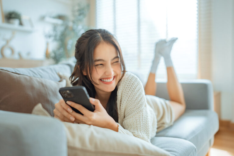【体験談】45歳でアプリ婚！遠回りしたからこそ辿り着いた、最高のパートナー｜solosolo そろそろ恋愛したいあなたを応援するメディア